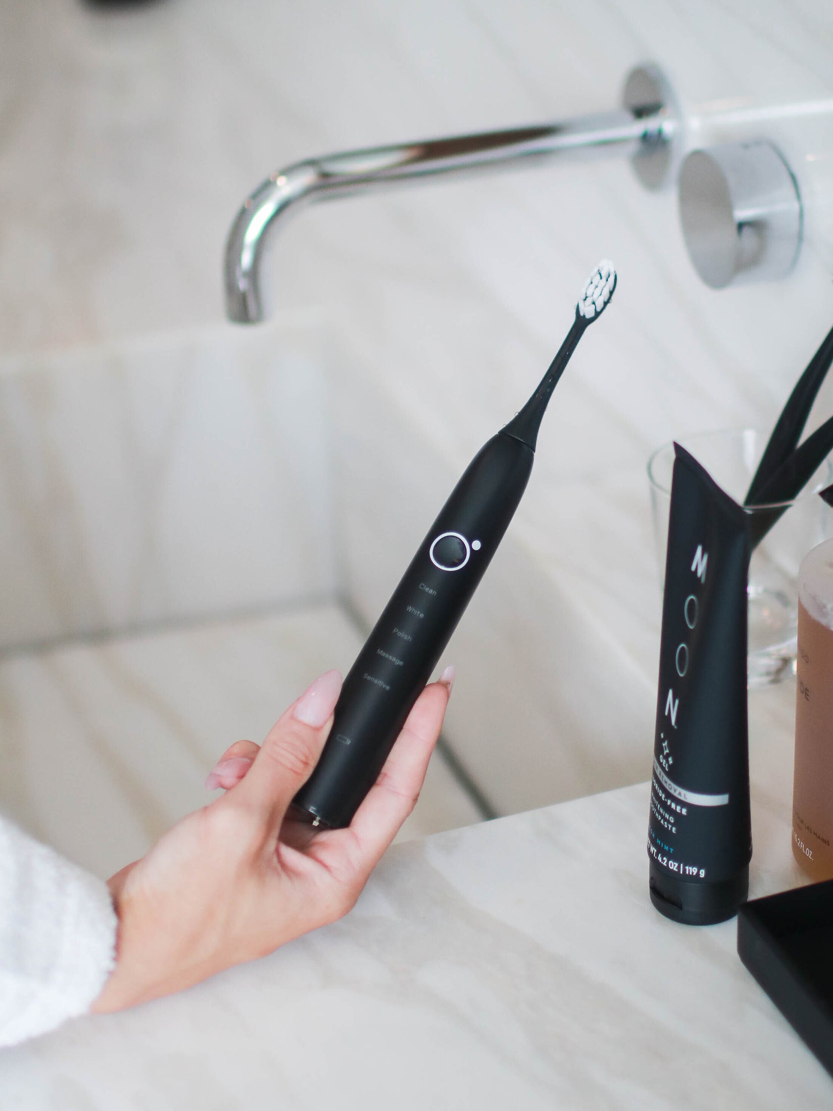 MOON Rechargeable Electric Toothbrush for Adults & Teens – Moon Oral Care